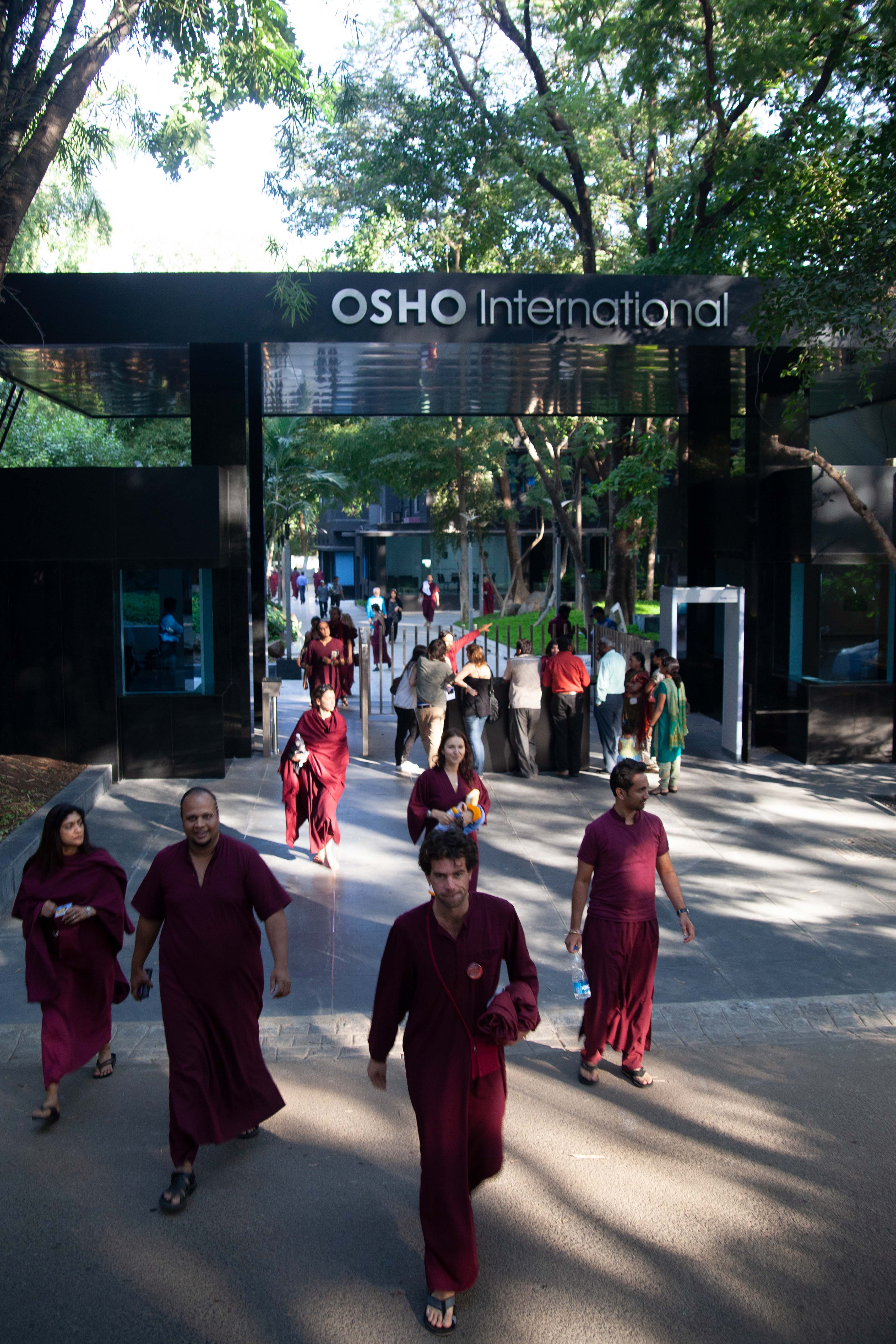 A Photo Tour | OSHO – Transform Yourself through the Science of Meditation